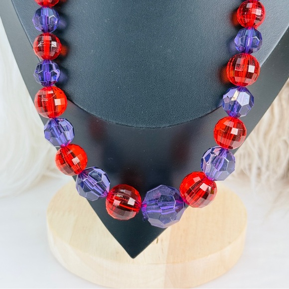 Jewelry | Gorgeous Red Purple Reflective Bead Necklace | Poshmark